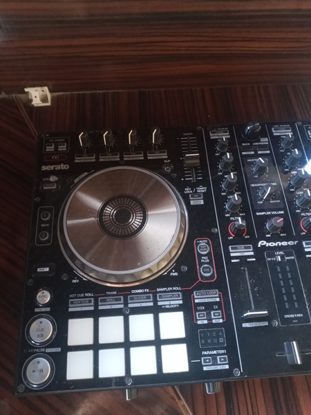 Pioneer Ddj Sr1 dj aparat