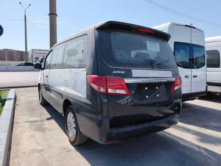 Jac M4 minibus AT