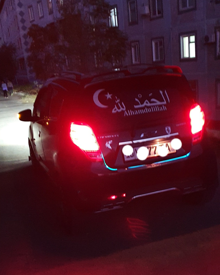 Спарк туник килган