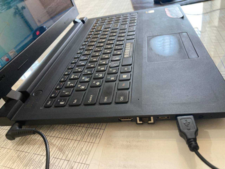 Notebook sotiladi. Holati a'lo . Lenovo Ideapad 100