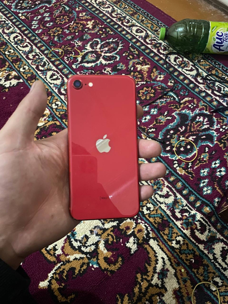 Iphone 8 arzon srochna