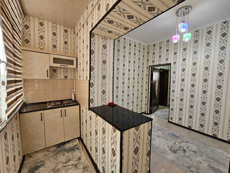 1 xonali 40m² 2-qavat sotiladi