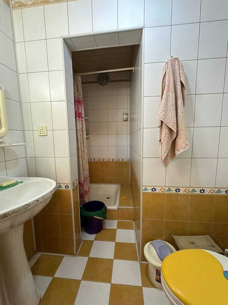 Продаётся 2х комн квартира на 1 этаже Ор-р Овир