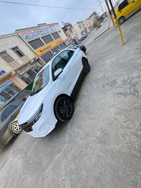 Chevrolet Equinox 2022 год пробег 32 500 краска тоза
