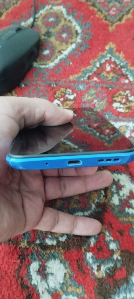 Redmi telefoni sotiladi
