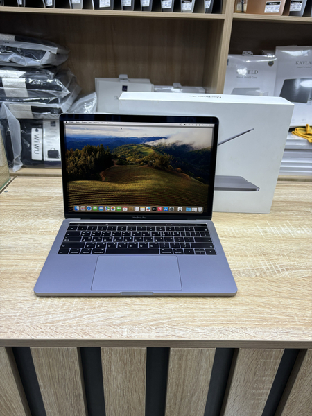 Macbook pro 2019 core i5 8/256Gb