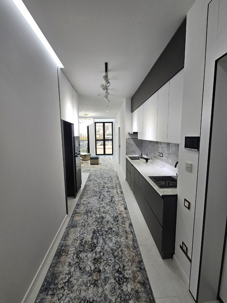 Tashkent city Nest one 2 xonali uy arendaga beriladi.