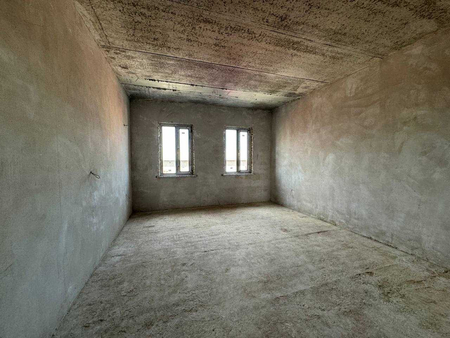 2 ta bir xil 2 sotiqli 2 qavatli hovli sotiladi