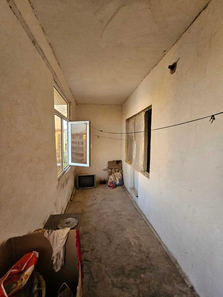 2 xonali 64m² 5-qavat uy sotiladi
