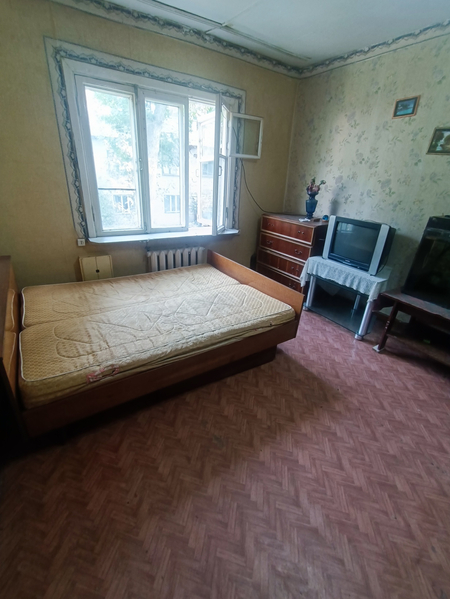 1 ком квартиру СЕРГЕЛИ Спутник в деревянном доме аренда с обстановкой