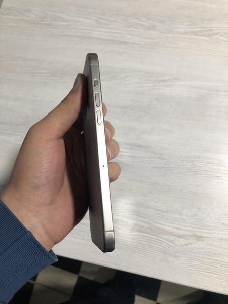 Iphone 15 pro max 256Gb ideal