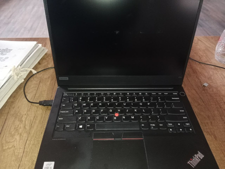 Noutbuk: Lenovo ThinkPad