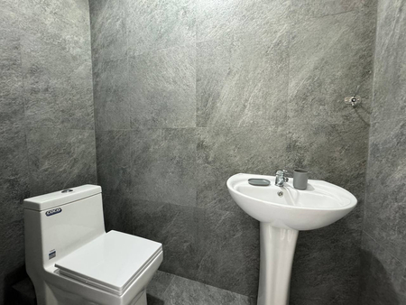 Продаю 4х ком.Люкс.кв. новостройка 114м² 4-этаж с лифтом Вокзал