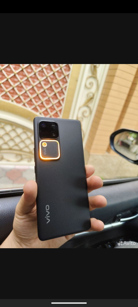 Vivo   V30 5G 24/256 Snapdragon 7gen 3 kuchli prosesor.