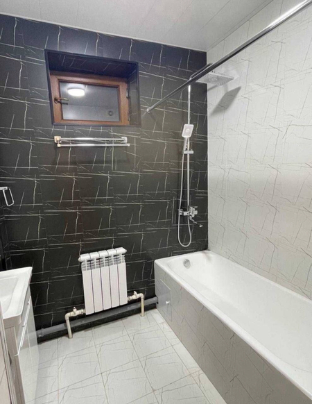 Миробод тумани ГАБУСда 2/3/6, 70 м2 квартира сотилади. Нукус кучаси