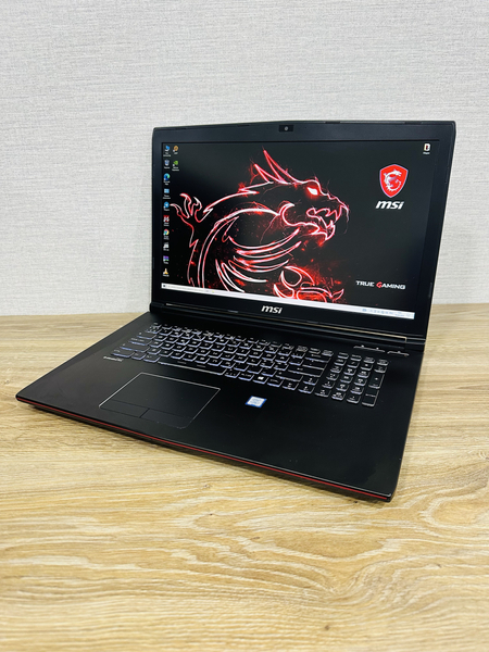 MSI Core i7-8 Ядерный+GTX1050+большой 17,3 IPS дисплей, геймерский