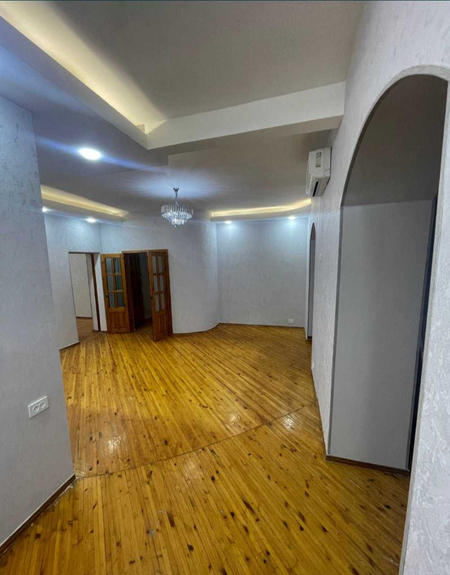 谷 129780 谷 Mirzo-Ulugbek tumanida kvartira sotiladi [83 м²]