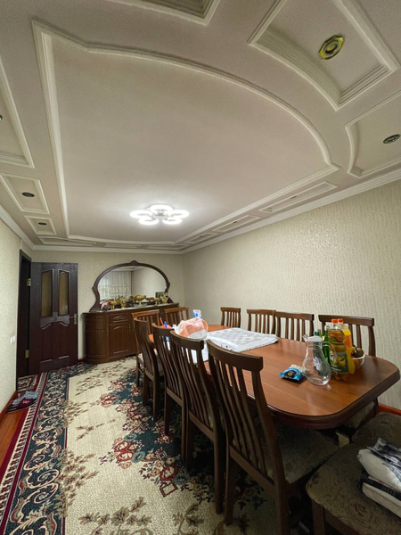 Продам квартиру 3/4/4 массив Ялангач