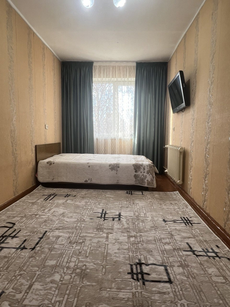 Chilonzor 6 kvartalda 2 xonali kvartera sotiladi