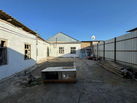 Tayyor 2.5 so’tiqli hovli sotiladi