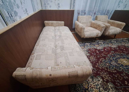 Продаются диван с креслами