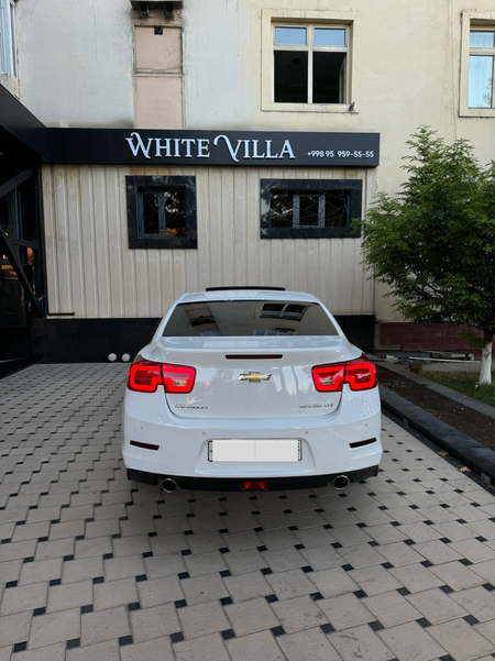 Chevrolet malibu 2012