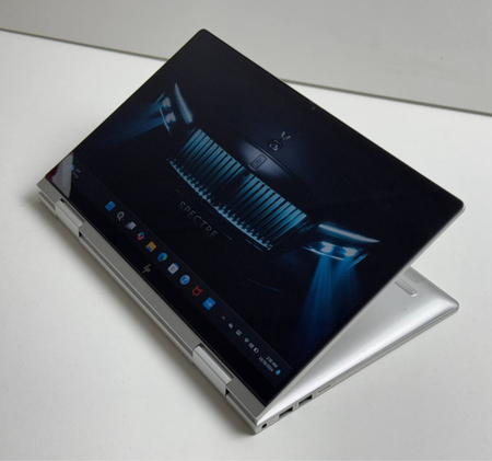 HP Envy X360 Core i5 1335U, Dasturchilar uchun maxsus. Sensorniy ekran