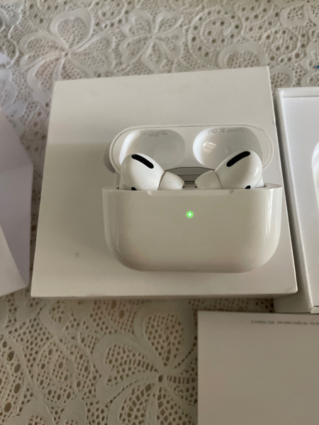 AirPods Pro 2022
