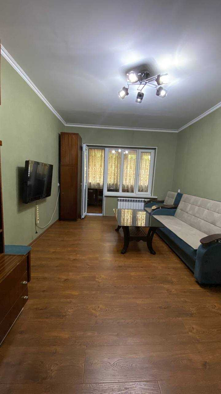 Центре Ц-6 метро минор 2 ком 600y.e
