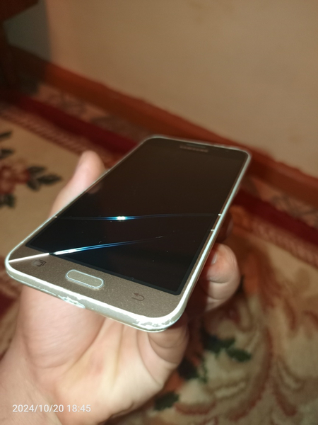 Samsung Galaxy j3/6