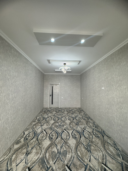 Mebel Fayz Oldida 3+1=4 Xonalik uy Sotiladi Srochni 103 kv 400$ kvadrt