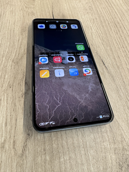 Срочно продам xiaomi 13t 12/256 black