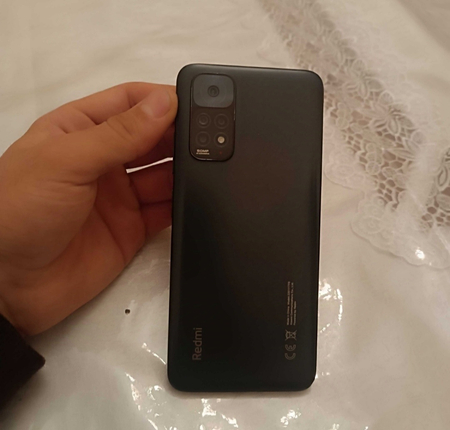 Redmi Note 11 6+6/128gb xolati yaxwi srochna pul zarur