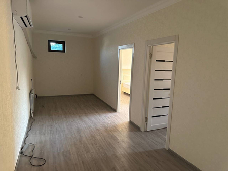 Срочно продаётся каттедж 
Мирзо Улугбекский  район.
Циалковского.