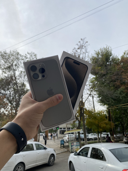 Iphone 15 pro max 256 sim