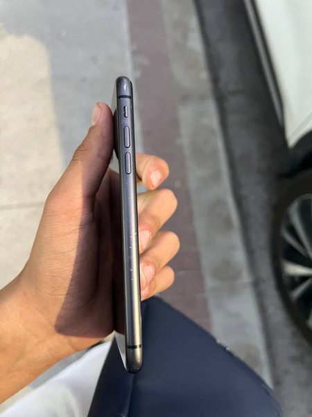 Продается Iphone 11