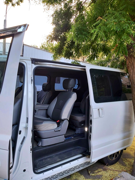 Hyundai Starex sotiladi