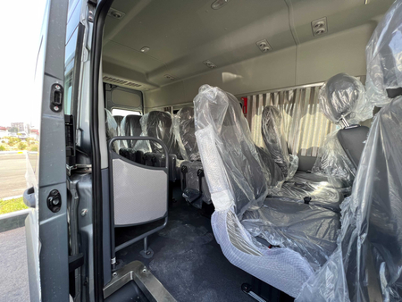Jac Sunray minibus