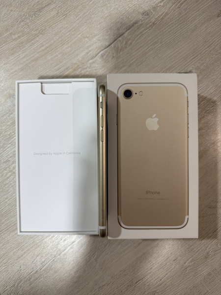 iPhone 7 32 GB Gold
