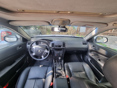 Chevrolet epica 3 позиция автомат 2011 год + метан 100л