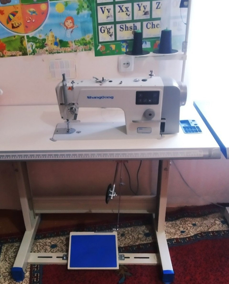 Tikuv mashinasi sotiladi