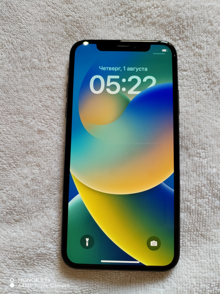 IPhone X   64GB IDEAL