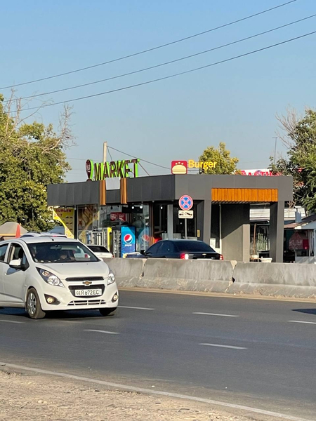 Oziq ovqat do'kon arenda beriladi 24/7 yurib turgan do'kon.