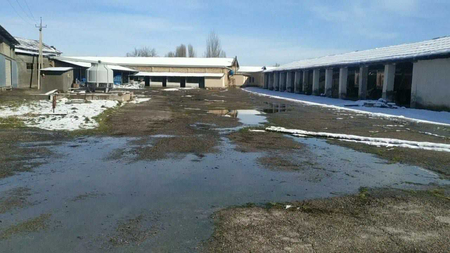 Продаётся 1,1 га. производственная база.