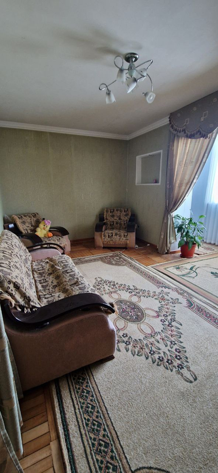 Ттз базар срочно сдам 2 комнатную упакованную квартиру