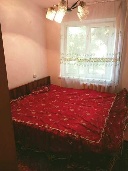«М.ГОРЬКИЙ» Метро  2-комнатная, с Обстановкой,  4 - СТУДЕНТАМ.