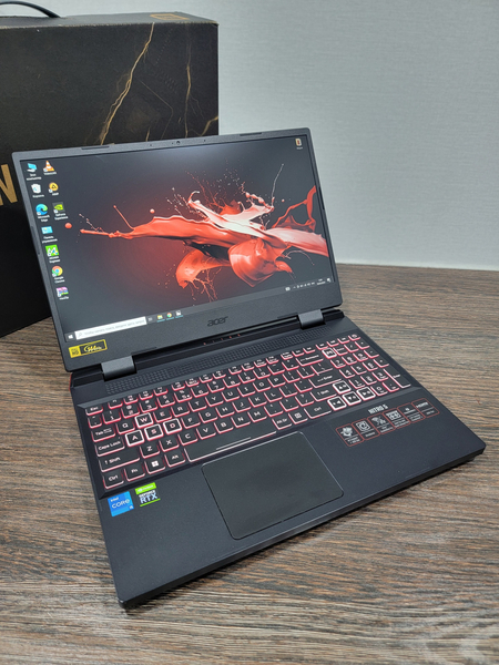 игровой ноутбук HP Gaming Pavilion-15, для игр и графических программ,