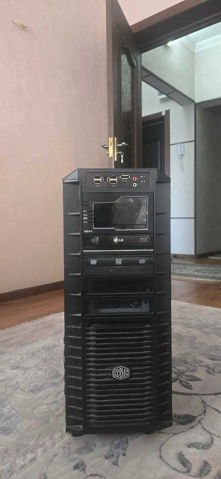 Cooler Master HAF 932 Advanced +NZXT Sentry LX панель управления