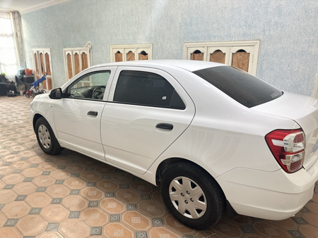 Chevrolet Cobalt sotiladi