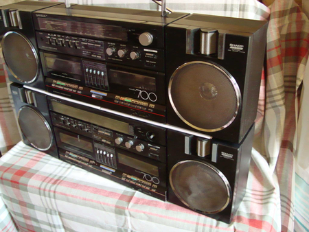 SHARP GF-700 (H) BK 2 шт.(цена за две) пр-во Япония редкие для Европы.